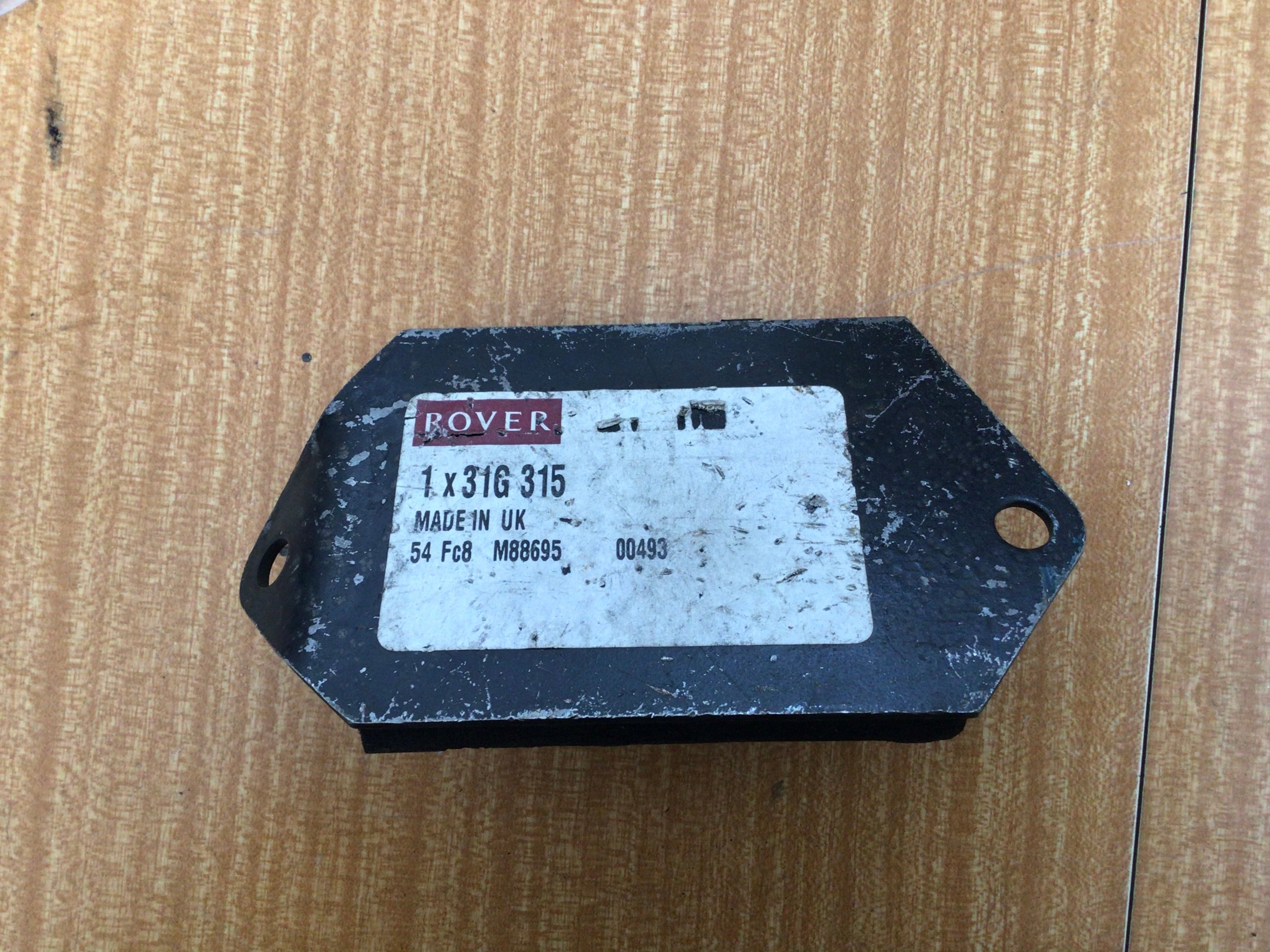 Austin Morris Wolsely 1100 1300 AD016 1963-74 RH rear subframe mounting ...