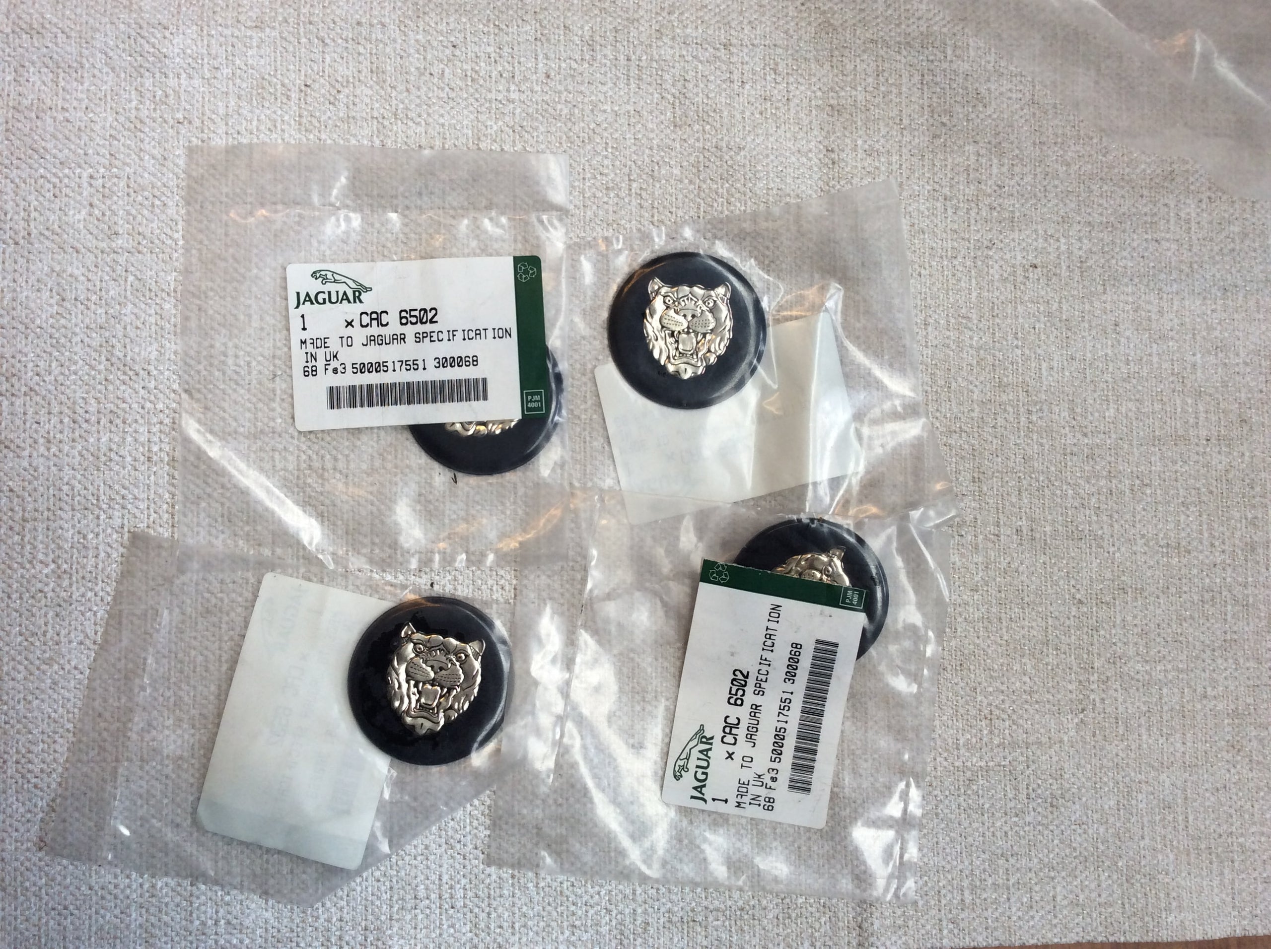 Jaguar XJ6 XJ12 Series 3 XJS wheel centre badges (set of 4) CAC6502 ...
